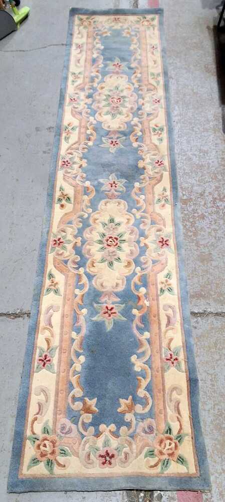 HALL RUNNER