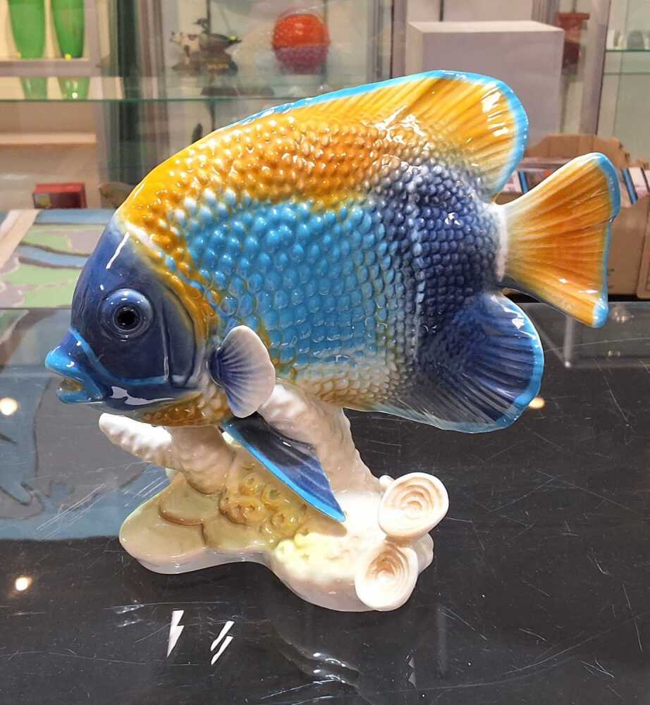 GOEBEL FIGURE